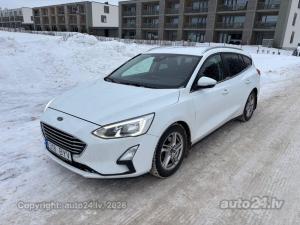 Balts Ford Focus 2018 Tartu, ar dzinēja tilpumu 1.00 L un nobraukumu 300 tūkst. km par 4998 €, foto 2 vietnē AUTOMOTO.COM.LV