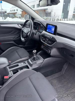 Balts Ford Focus 2018 Tartu, ar dzinēja tilpumu 1.00 L un nobraukumu 300 tūkst. km par 4998 €, foto 7 vietnē AUTOMOTO.COM.LV