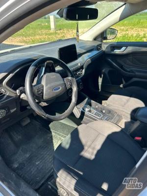 Balts Ford Focus 2018 Viļņa, ar dzinēja tilpumu 2.00 L un nobraukumu 278 tūkst. km par 5200 €, foto 4 vietnē AUTOMOTO.COM.LV