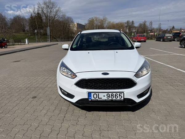 White Ford Focus 2018 in Saldus, with an engine capacity of 1.50 L and mileage of 305 thousand km for 5200 €, photo 1 on AUTOMOTO.COM.LV
