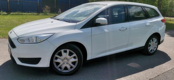 Balts Ford Focus 2018 Rīga, ar dzinēja tilpumu 1.50 L un nobraukumu 240 tūkst. km par 6500 €, foto 2 vietnē AUTOMOTO.COM.LV