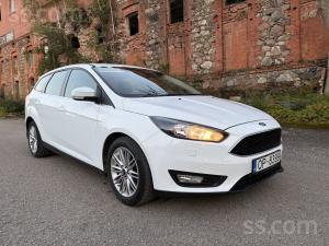 White Ford Focus 2018 in Riga, with an engine capacity of 1.00 L and mileage of 133 thousand km for 7950 €, photo  on AUTOMOTO.COM.LV