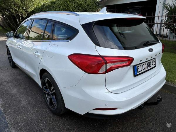 White Ford Focus 2018 in Vilnius, with an engine capacity of 1.50 L and mileage of 217 thousand km for 6600 €, photo 6 on AUTOMOTO.COM.LV