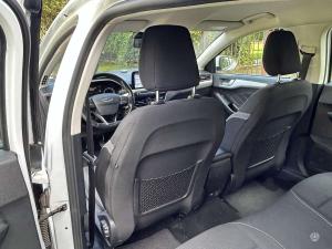 White Ford Focus 2018 in Vilnius, with an engine capacity of 1.50 L and mileage of 217 thousand km for 6600 €, photo 34 on AUTOMOTO.COM.LV