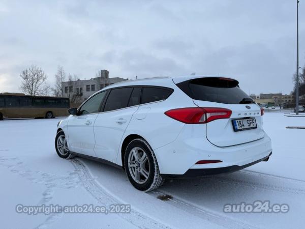 White Ford Focus 2019 in Tartu, with an engine capacity of 1.50 L and mileage of 168 thousand km for 9300 €, photo 3 on AUTOMOTO.COM.LV