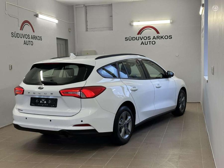 Balts Ford Focus 2019 Marijampole, ar dzinēja tilpumu 1.50 L un nobraukumu 17 tūkst. km par 7770 €, foto 8 vietnē AUTOMOTO.COM.LV