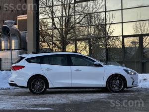 Balts Ford Focus 2019 Tukums, ar dzinēja tilpumu 1.50 L un nobraukumu 146 tūkst. km par 9250 €, foto 6 vietnē AUTOMOTO.COM.LV