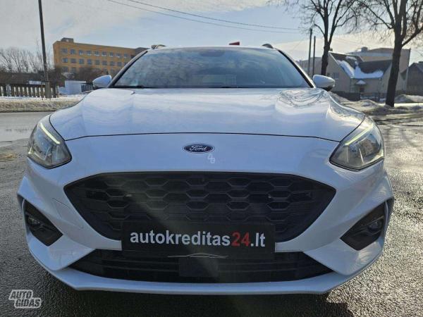 White Ford Focus 2019 in Siauliai, with an engine capacity of 1.00 L and mileage of 186 thousand km for 8550 €, photo 2 on AUTOMOTO.COM.LV