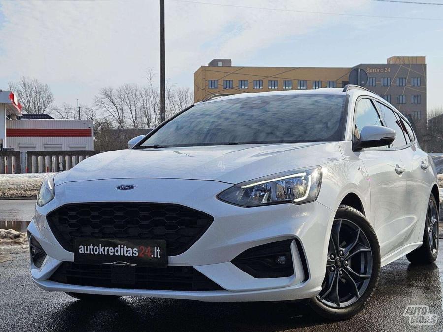 White Ford Focus 2019 in Siauliai, with an engine capacity of 1.00 L and mileage of 186 thousand km for 8550 €, photo 3 on AUTOMOTO.COM.LV