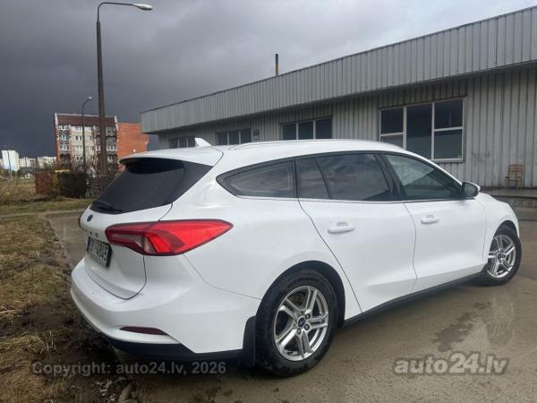 Balts Ford Focus 2019 Tallina, ar dzinēja tilpumu 1.50 L un nobraukumu 149 tūkst. km par 8500 €, foto 5 vietnē AUTOMOTO.COM.LV