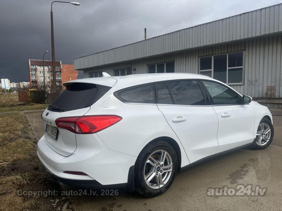Balts Ford Focus 2019 Tallina, ar dzinēja tilpumu 1.50 L un nobraukumu 149 tūkst. km par 8500 €, foto 6 vietnē AUTOMOTO.COM.LV