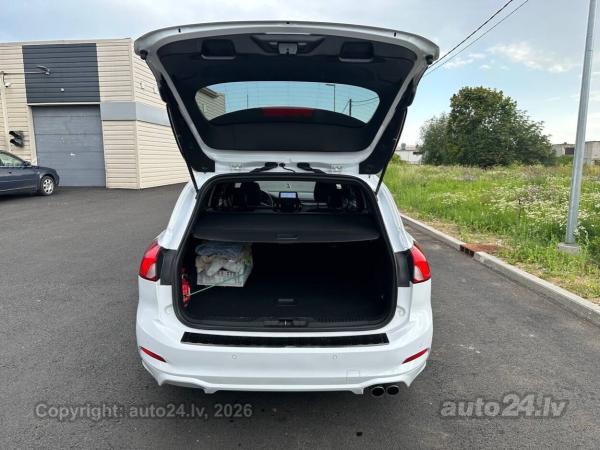 White Ford Focus 2019 in Tallinn, with an engine capacity of 1.50 L and mileage of 231 thousand km for 10600 €, photo 4 on AUTOMOTO.COM.LV