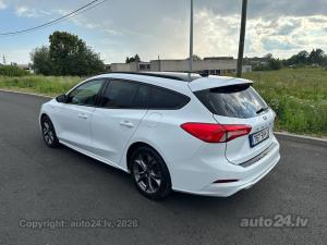 White Ford Focus 2019 in Tallinn, with an engine capacity of 1.50 L and mileage of 231 thousand km for 10600 €, photo 6 on AUTOMOTO.COM.LV
