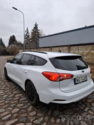 Balts Ford Focus 2019 Jelgava, ar dzinēja tilpumu 1.50 L un nobraukumu 187 tūkst. km par 7900 €, foto 8 vietnē AUTOMOTO.COM.LV