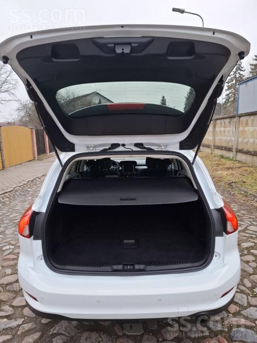 Balts Ford Focus 2019 Jelgava, ar dzinēja tilpumu 1.50 L un nobraukumu 187 tūkst. km par 7900 €, foto 9 vietnē AUTOMOTO.COM.LV