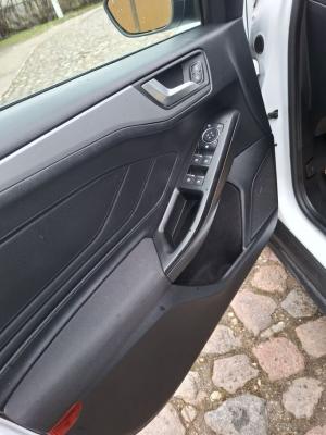 Balts Ford Focus 2019 Jelgava, ar dzinēja tilpumu 1.50 L un nobraukumu 187 tūkst. km par 7900 €, foto 13 vietnē AUTOMOTO.COM.LV