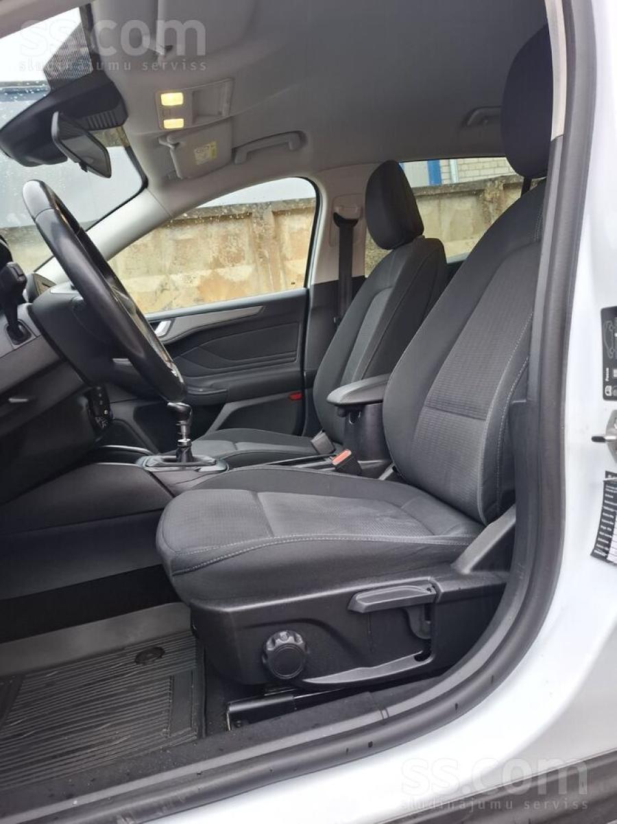 Balts Ford Focus 2019 Jelgava, ar dzinēja tilpumu 1.50 L un nobraukumu 187 tūkst. km par 7900 €, foto 14 vietnē AUTOMOTO.COM.LV