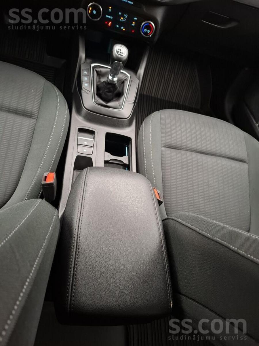 Balts Ford Focus 2019 Jelgava, ar dzinēja tilpumu 1.50 L un nobraukumu 187 tūkst. km par 7900 €, foto 16 vietnē AUTOMOTO.COM.LV