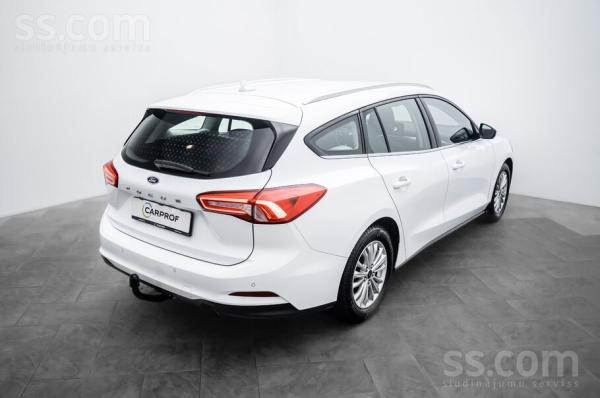 White Ford Focus 2019 in Tallinn, with an engine capacity of 1.00 L and mileage of 87 thousand km for 10999 €, photo 4 on AUTOMOTO.COM.LV