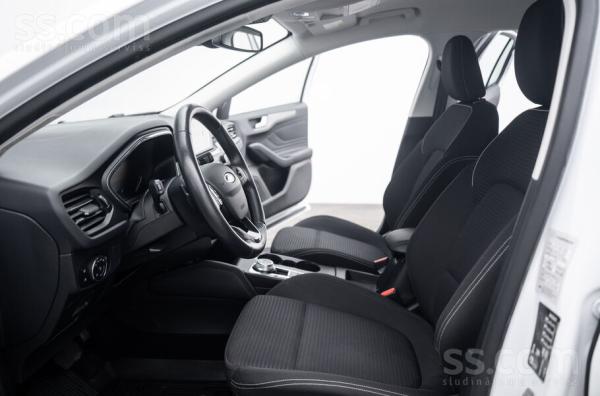 White Ford Focus 2019 in Tallinn, with an engine capacity of 1.00 L and mileage of 87 thousand km for 10999 €, photo 7 on AUTOMOTO.COM.LV