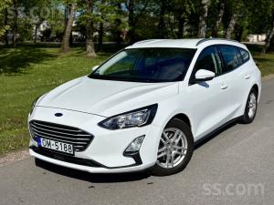 Balts Ford Focus 2019 Jūrmala, ar dzinēja tilpumu 1.00 L un nobraukumu 187 tūkst. km par 8450 €, foto 5 vietnē AUTOMOTO.COM.LV