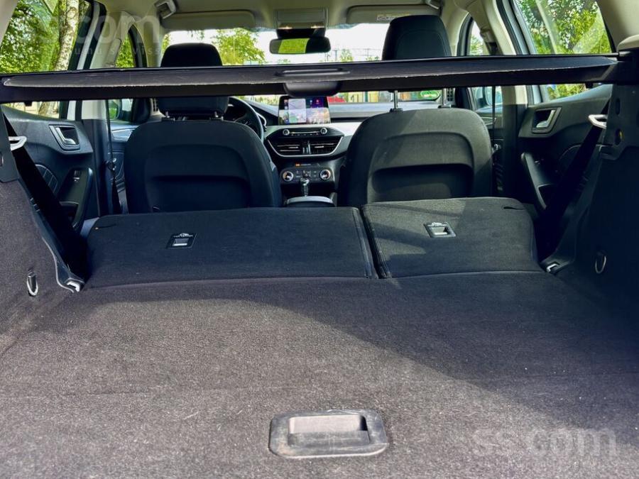Balts Ford Focus 2019 Jūrmala, ar dzinēja tilpumu 1.00 L un nobraukumu 187 tūkst. km par 8450 €, foto 12 vietnē AUTOMOTO.COM.LV