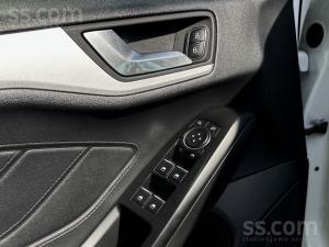 Balts Ford Focus 2019 Jūrmala, ar dzinēja tilpumu 1.00 L un nobraukumu 187 tūkst. km par 8450 €, foto 15 vietnē AUTOMOTO.COM.LV
