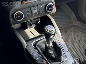Balts Ford Focus 2019 Jūrmala, ar dzinēja tilpumu 1.00 L un nobraukumu 187 tūkst. km par 8450 €, foto 16 vietnē AUTOMOTO.COM.LV