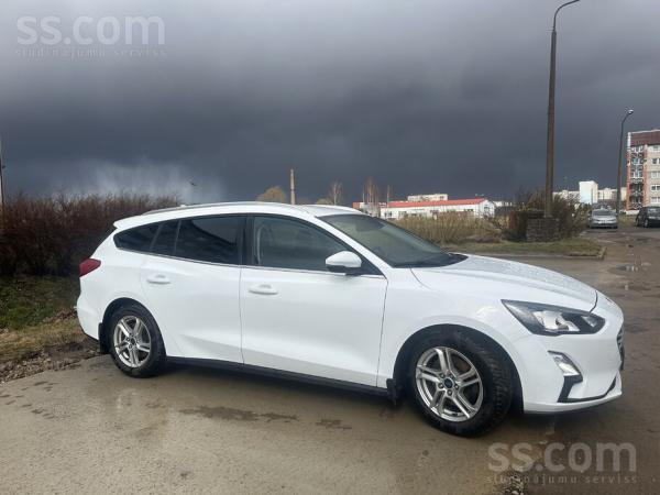 Balts Ford Focus 2019 Jelgava, ar dzinēja tilpumu 1.50 L un nobraukumu 154 tūkst. km par 8470 €, foto 4 vietnē AUTOMOTO.COM.LV