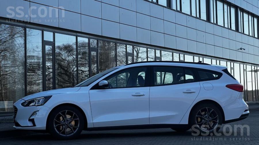 White Ford Focus 2019 in Tukums, with an engine capacity of 1.50 L and mileage of 150 thousand km for 8850 €, photo 3 on AUTOMOTO.COM.LV