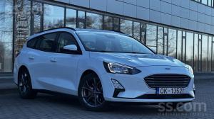 White Ford Focus 2019 in Tukums, with an engine capacity of 1.50 L and mileage of 150 thousand km for 8850 €, photo 8 on AUTOMOTO.COM.LV