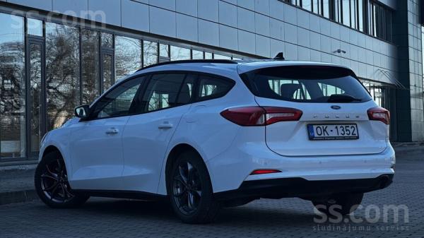 Белый Форд Фокус 2019 в Тукумс, объемом двигателя 1.50 л и пробегом 150 тыс. км за 8650 €, фото 3 на AUTOMOTO.COM.LV