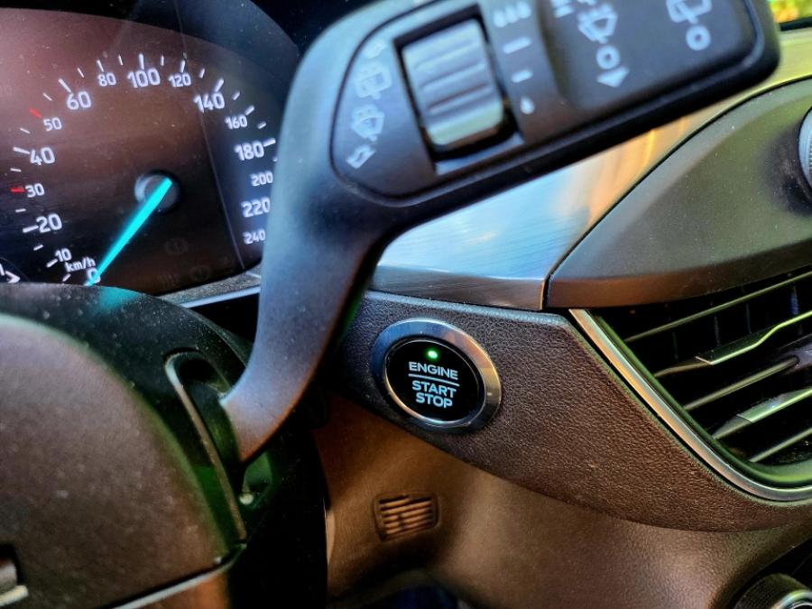 Balts Ford Focus 2019 Rīga, ar dzinēja tilpumu 1.50 L un nobraukumu 230 tūkst. km par 9750 €, foto 4 vietnē AUTOMOTO.COM.LV