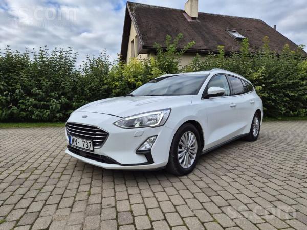 White Ford Focus 2019 in Riga, with an engine capacity of 1.50 L and mileage of 231 thousand km for 7590 €, photo 1 on AUTOMOTO.COM.LV