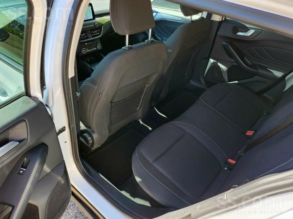 White Ford Focus 2019 in Riga, with an engine capacity of 1.50 L and mileage of 231 thousand km for 7590 €, photo 7 on AUTOMOTO.COM.LV