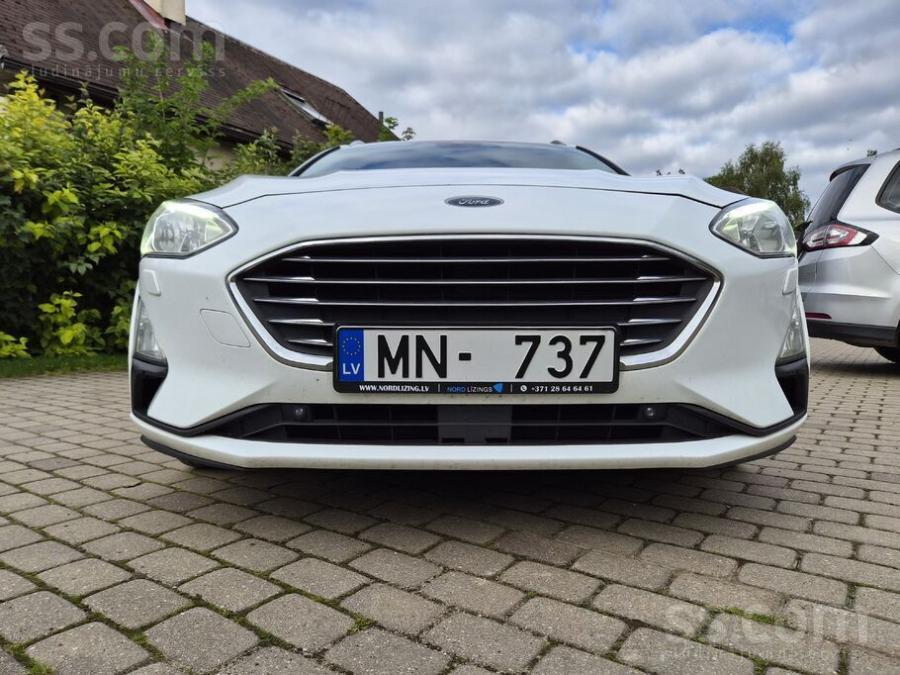 White Ford Focus 2019 in Riga, with an engine capacity of 1.50 L and mileage of 231 thousand km for 7590 €, photo 18 on AUTOMOTO.COM.LV