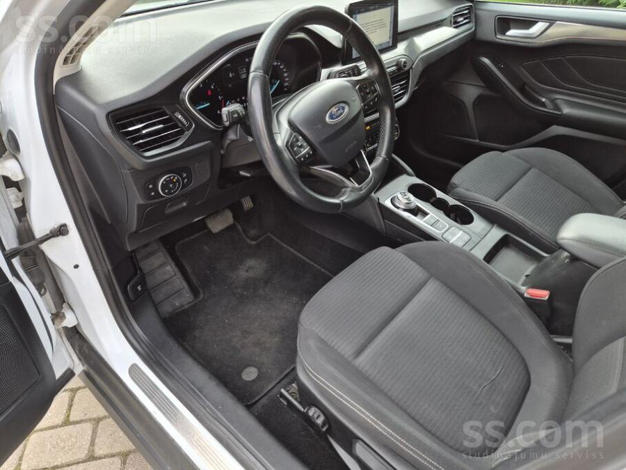White Ford Focus 2019 in Riga, with an engine capacity of 1.50 L and mileage of 231 thousand km for 7590 €, photo 34 on AUTOMOTO.COM.LV