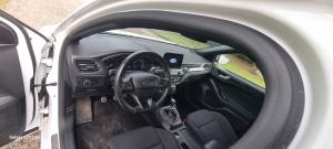 White Ford Focus 2019 in Kedainiai, with an engine capacity of 2.00 L and mileage of 200 thousand km for 8599 €, photo 15 on AUTOMOTO.COM.LV