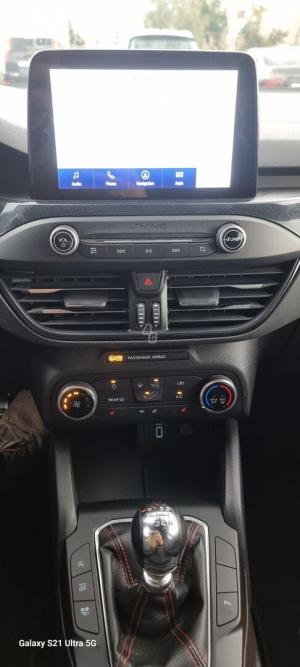 White Ford Focus 2019 in Kedainiai, with an engine capacity of 2.00 L and mileage of 200 thousand km for 8599 €, photo 26 on AUTOMOTO.COM.LV