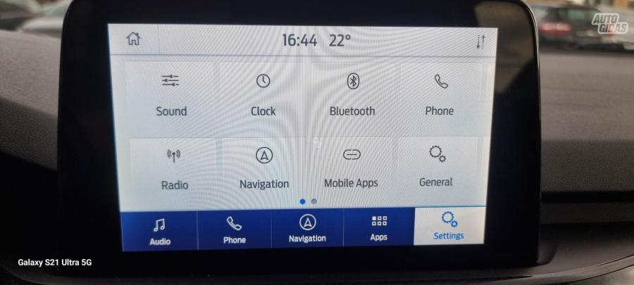 White Ford Focus 2019 in Kedainiai, with an engine capacity of 2.00 L and mileage of 200 thousand km for 8599 €, photo 27 on AUTOMOTO.COM.LV