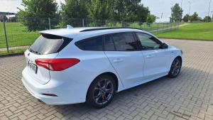 White Ford Focus 2019 in Vilnius, with an engine capacity of 1.50 L and mileage of 171 thousand km for 9900 €, photo 8 on AUTOMOTO.COM.LV