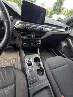 White Ford Focus 2019 in Vilnius, with an engine capacity of 1.50 L and mileage of 171 thousand km for 9900 €, photo 16 on AUTOMOTO.COM.LV