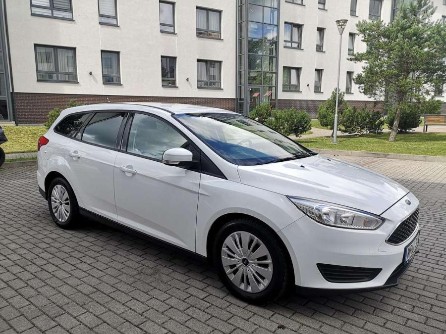 Balts Ford Focus 2019 Klaipėda, ar dzinēja tilpumu 1.50 L un nobraukumu 200 tūkst. km par 5950 €, foto 13 vietnē AUTOMOTO.COM.LV