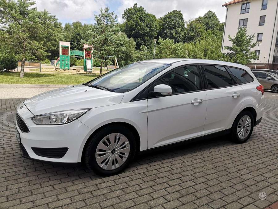 Balts Ford Focus 2019 Klaipėda, ar dzinēja tilpumu 1.50 L un nobraukumu 200 tūkst. km par 5950 €, foto 16 vietnē AUTOMOTO.COM.LV