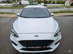 White Ford Focus 2019 in Siauliai, with an engine capacity of 1.00 L and mileage of 186 thousand km for 7400 €, photo 4 on AUTOMOTO.COM.LV