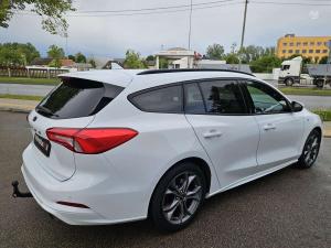 White Ford Focus 2019 in Siauliai, with an engine capacity of 1.00 L and mileage of 186 thousand km for 7400 €, photo 7 on AUTOMOTO.COM.LV