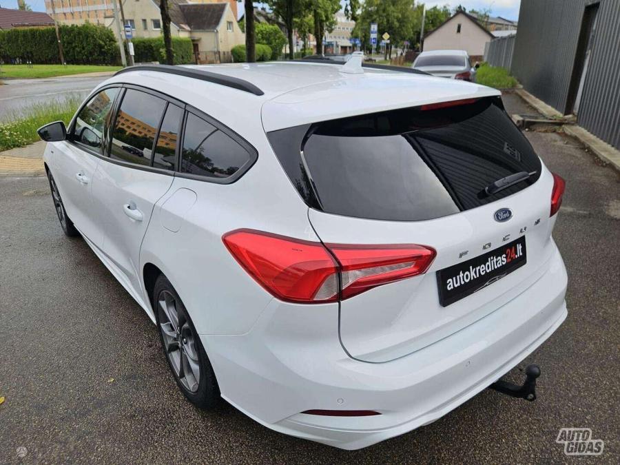 Balts Ford Focus 2019 Šauļi, ar dzinēja tilpumu 1.00 L un nobraukumu 186 tūkst. km par 7400 €, foto 6 vietnē AUTOMOTO.COM.LV