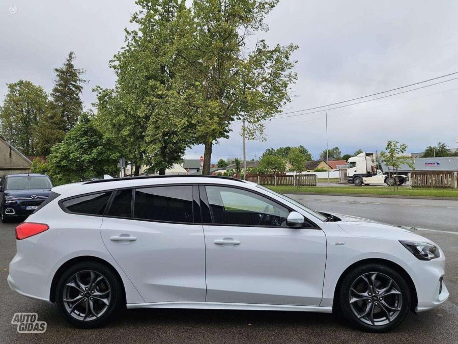 Balts Ford Focus 2019 Šauļi, ar dzinēja tilpumu 1.00 L un nobraukumu 186 tūkst. km par 7400 €, foto 11 vietnē AUTOMOTO.COM.LV