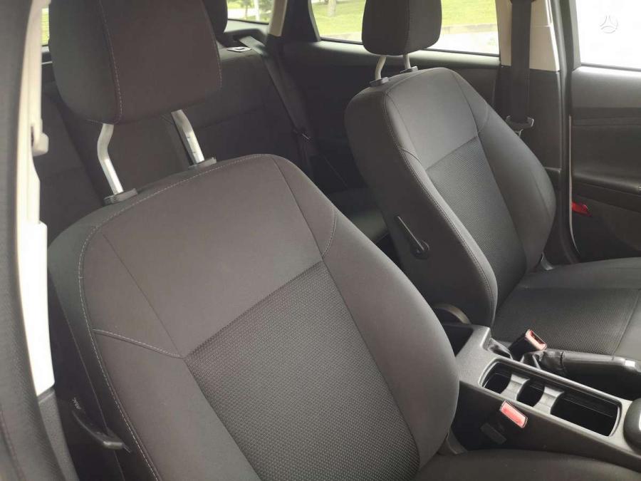 Balts Ford Focus 2019 Klaipėda, ar dzinēja tilpumu 1.50 L un nobraukumu 200 tūkst. km par 4999 €, foto 15 vietnē AUTOMOTO.COM.LV