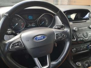 Balts Ford Focus 2019 Klaipėda, ar dzinēja tilpumu 1.50 L un nobraukumu 200 tūkst. km par 4999 €, foto 17 vietnē AUTOMOTO.COM.LV